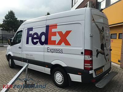 FedEx MCB sprinter bestelbussen voorzien van VZ camera's - Van Zwitserland